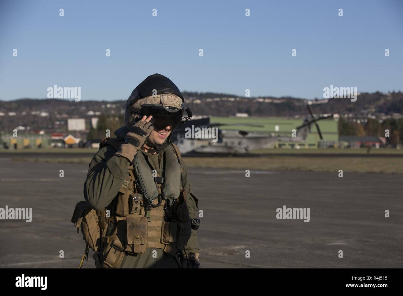 Higher ranking soldier hi-res stock photography and images - Alamy