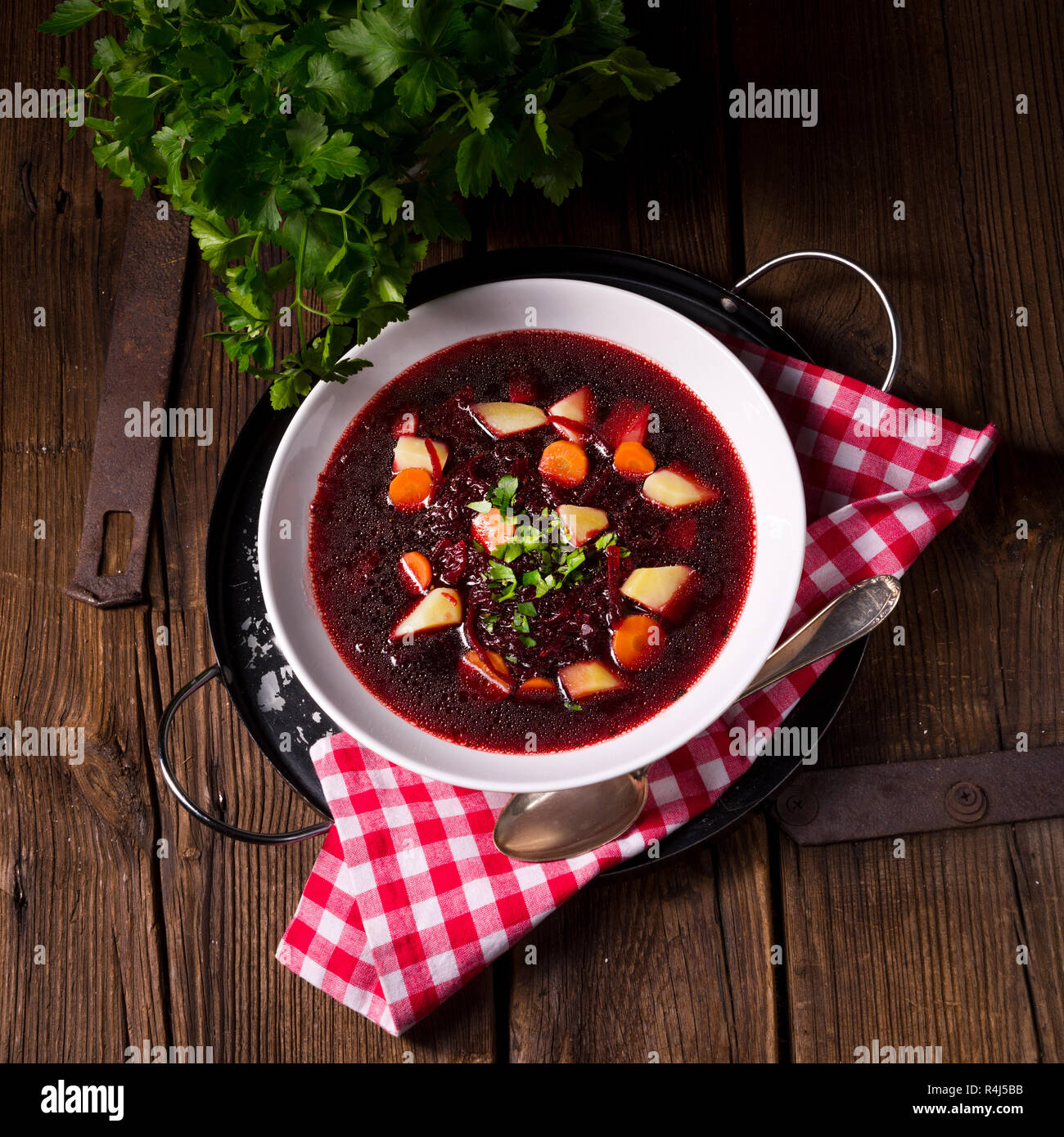 Rote borschtsch hi-res stock photography and images - Alamy