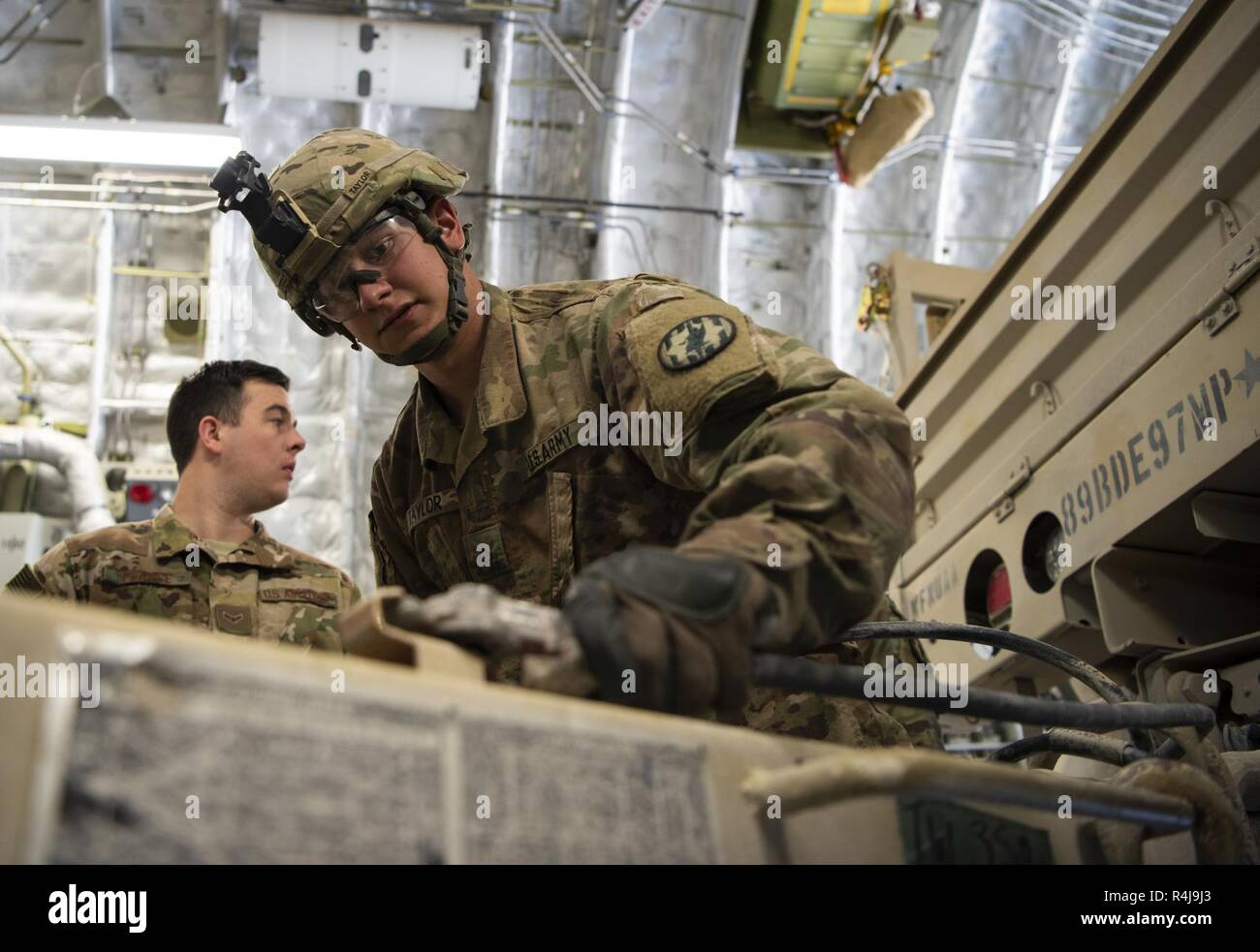 287th military police company hi-res stock photography and images - Alamy