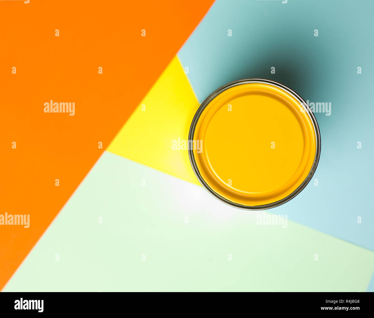 Minimal colour palette hi-res stock photography and images - Alamy