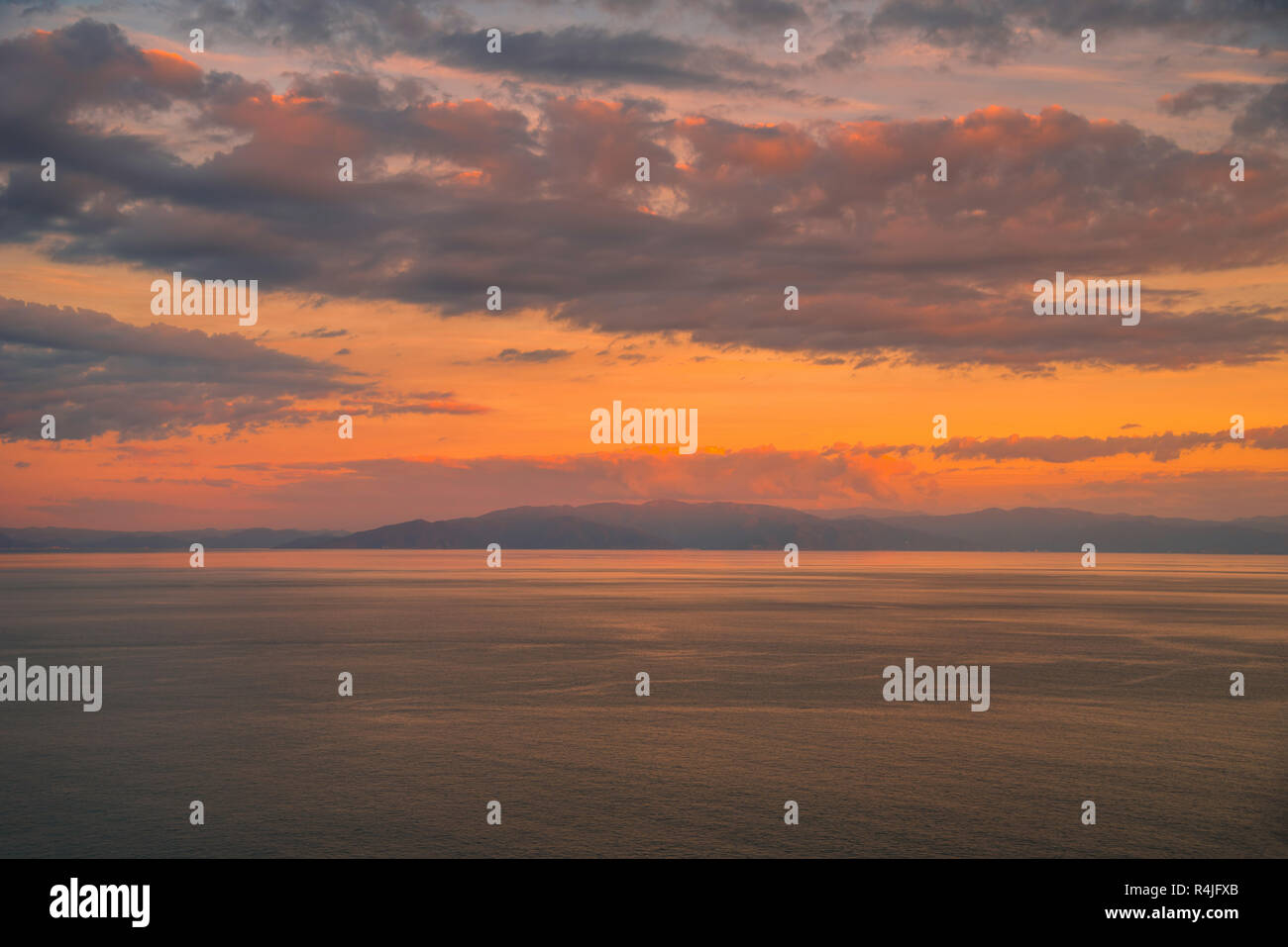 Colorful sky over sea hi-res stock photography and images - Alamy