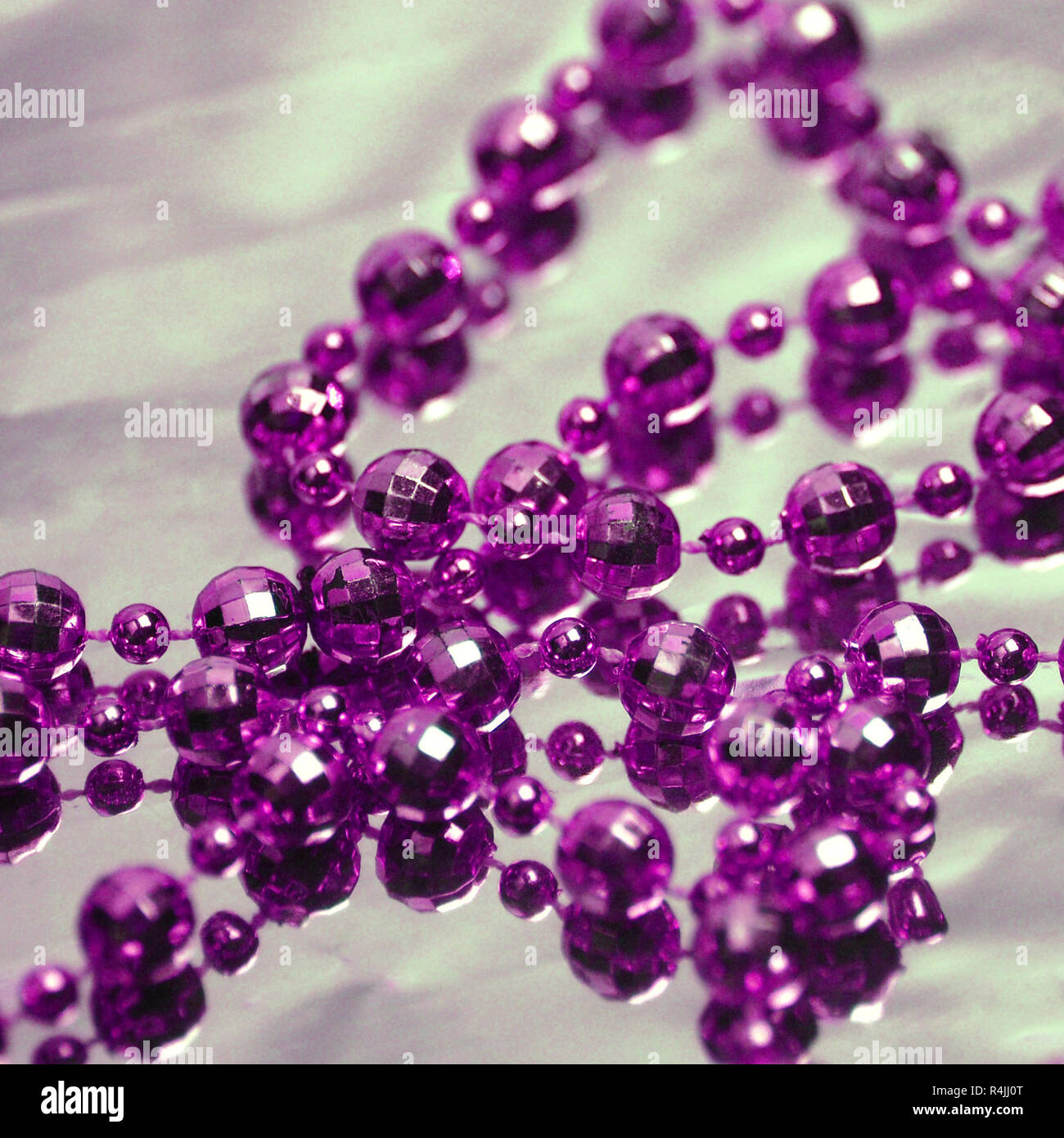 Purple accessory hi-res stock photography and images - Alamy