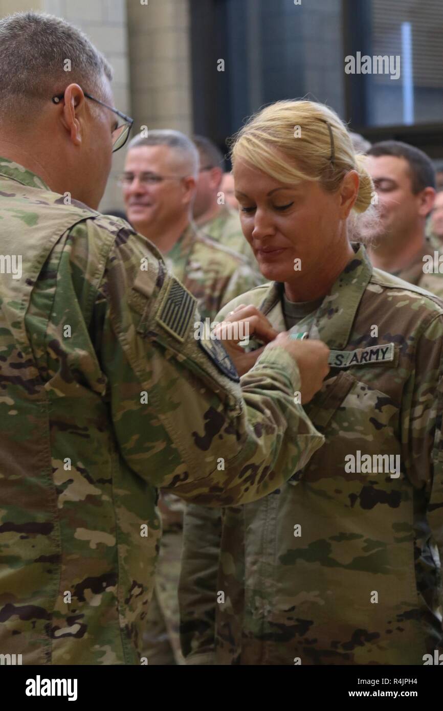 Chief Warrant Officer 3 Chrystal Brown receives the Army Commendation ...