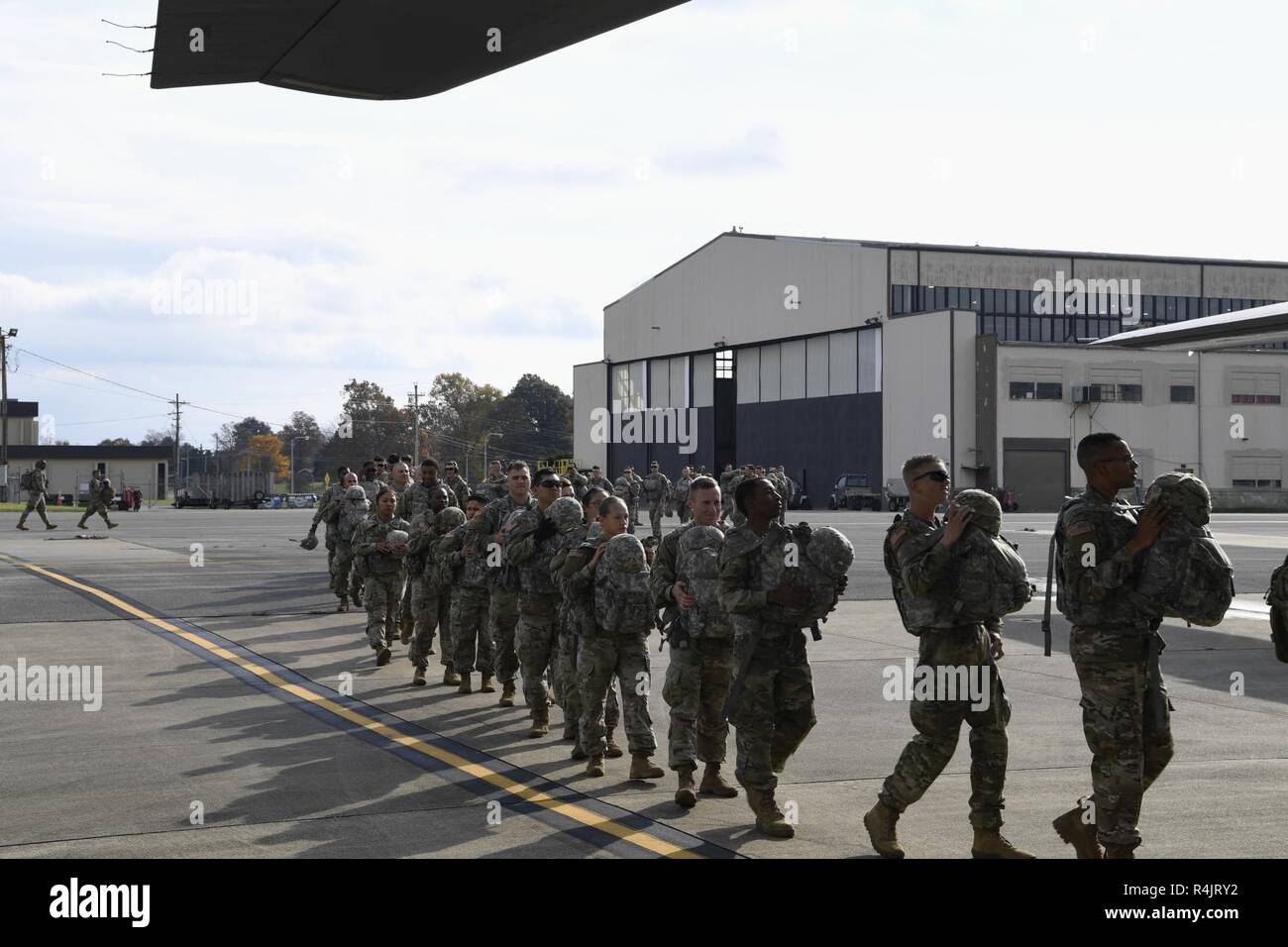 591st military police company hi-res stock photography and images - Alamy