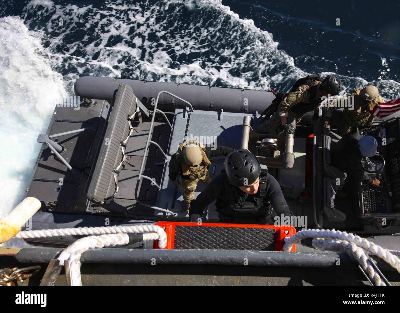 Training support vessel prevail tsv 1 hi-res stock photography and ...