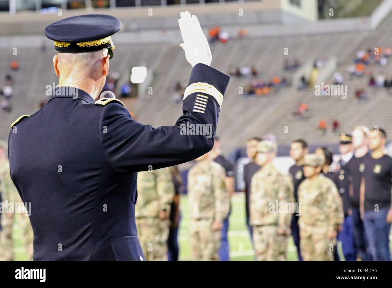 Maj. Gen. Patrick Matlock, the commander of 1st Armored Division ...