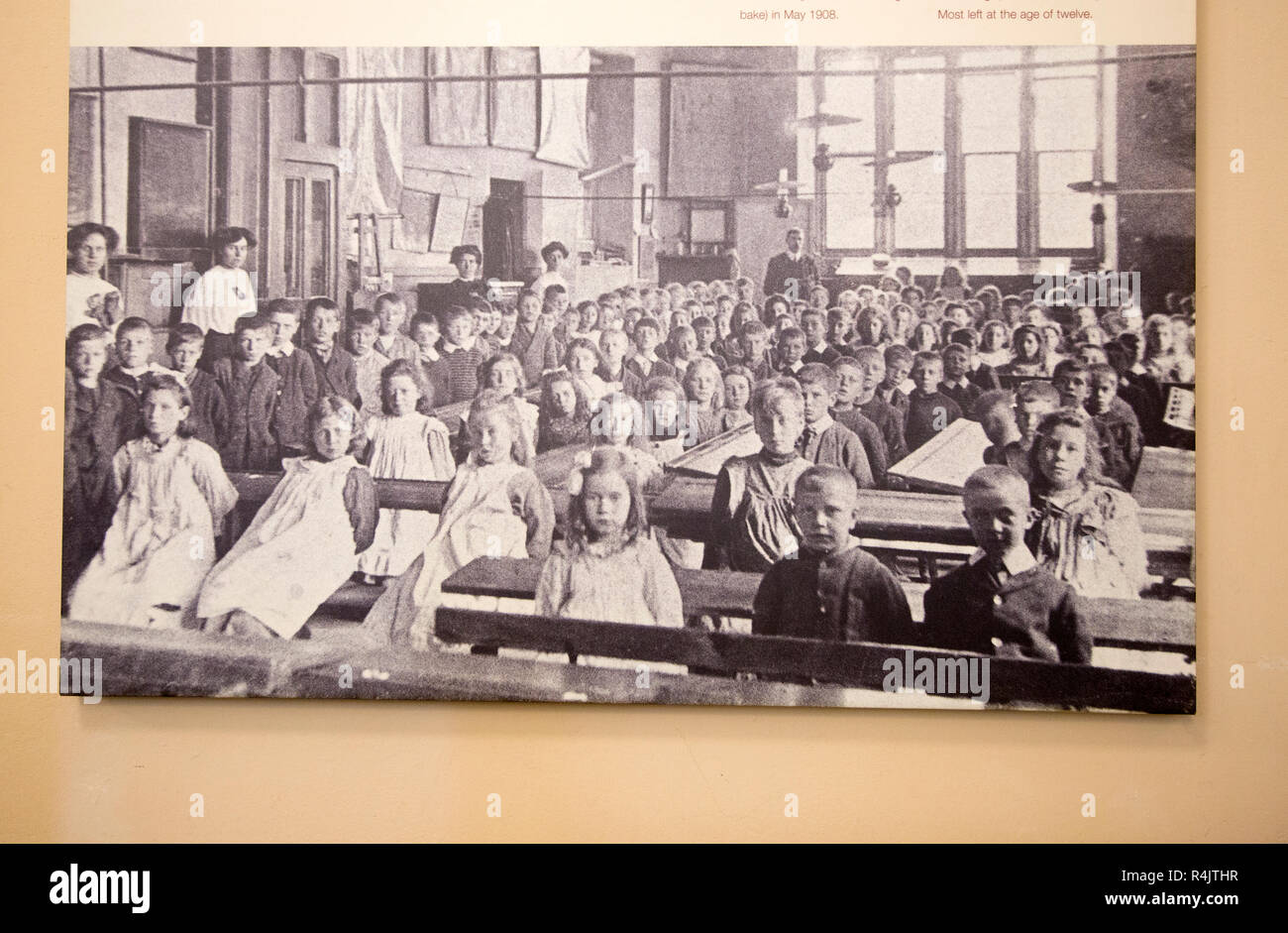 Edwardian school classroom hi-res stock photography and images - Alamy