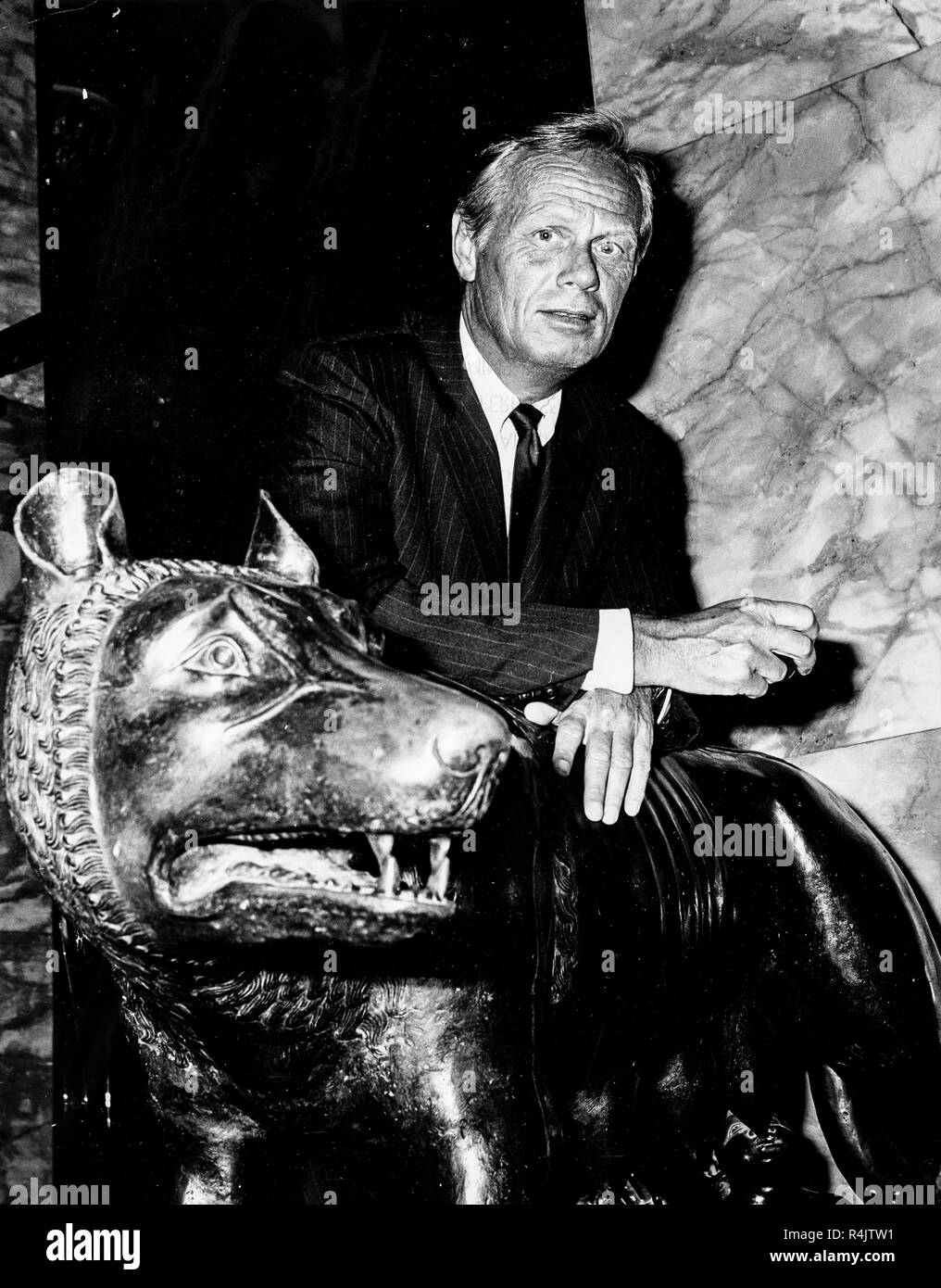 Richard widmark hi-res stock photography and images - Alamy