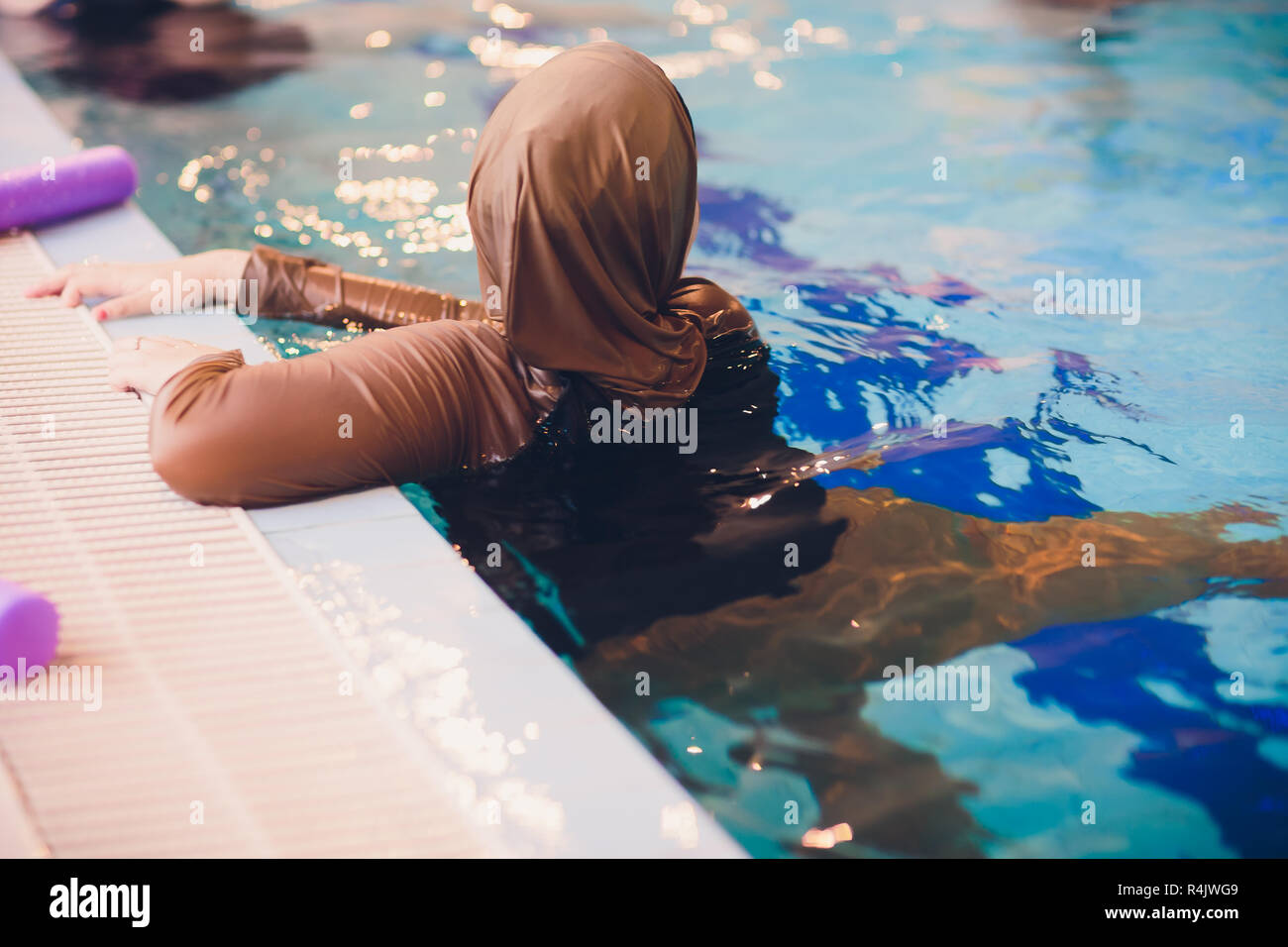 Arabic Woman Swimming High Resolution Stock Photography and Images - Alamy