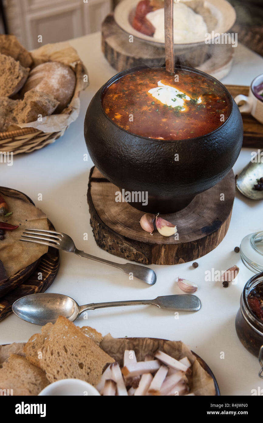 Castiron table hi-res stock photography and images - Alamy