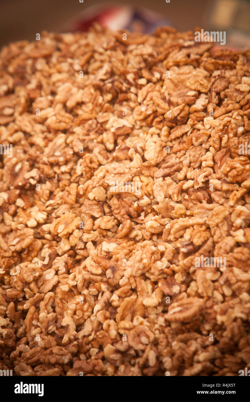 Pile of peeled walnuts Stock Photo - Alamy