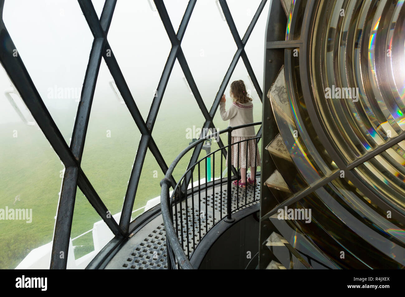 Child looking out window house uk hi-res stock photography and images ...