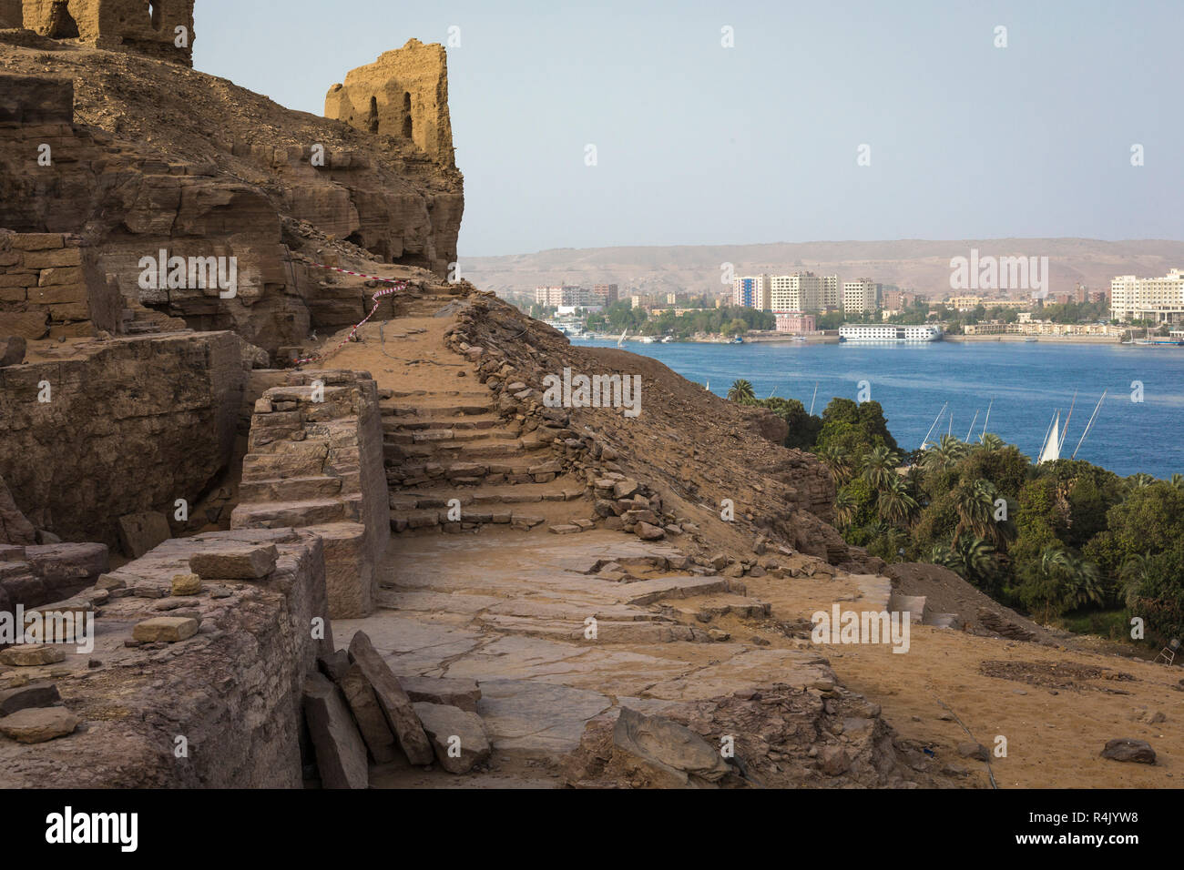 Sand dune landscape near Aswan, Egypt Stock Photo - Alamy