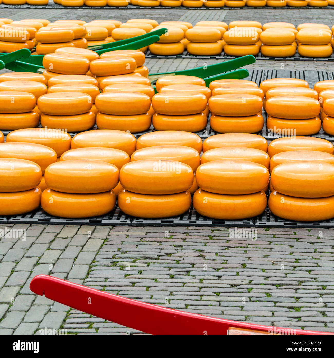 Traditional Dutch cheese market in Alkmaar, the Netherlands Stock Photo ...