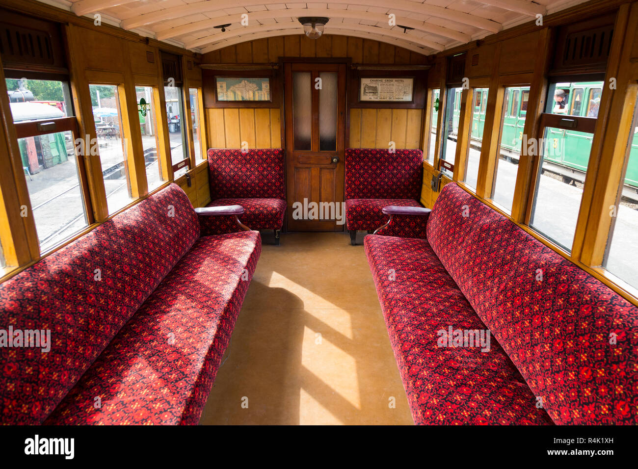 Vintage car bench seat hi-res stock photography and images - Alamy