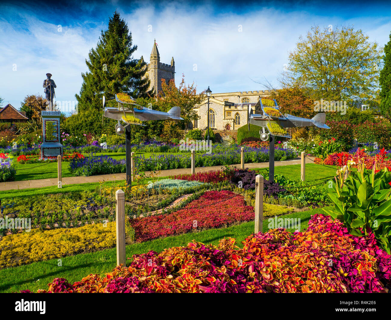 Old Amersham Memorial Gardens Buckinghamshire. The towns Memorial ...