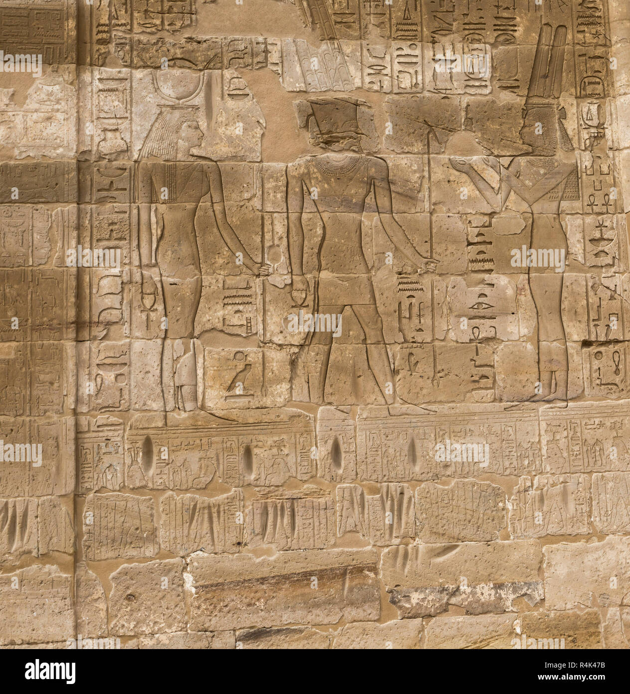 old egypt hieroglyphs carved on the stone Stock Photo - Alamy