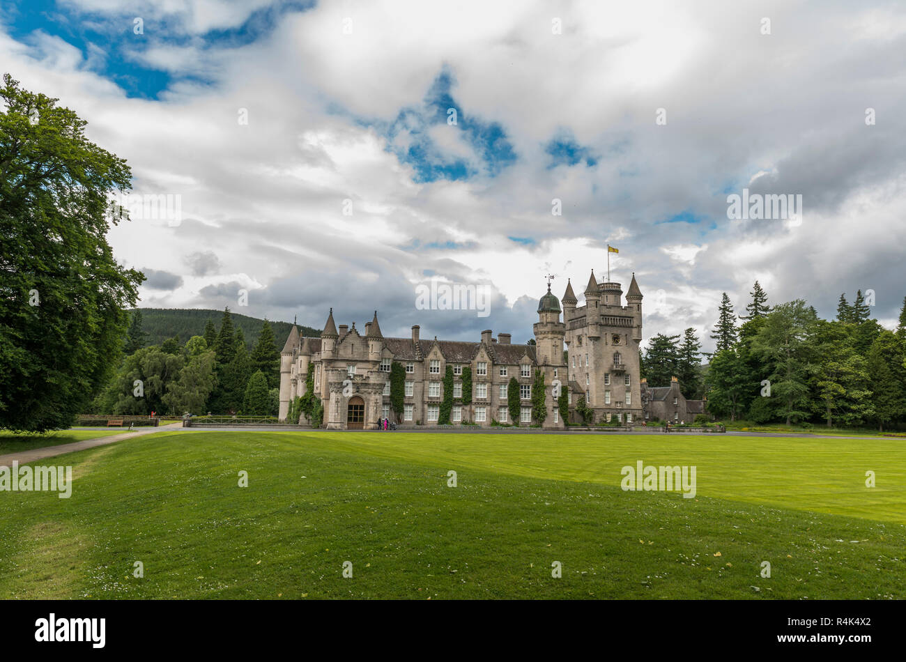 Balmoral Castle Queen Victoria Stock Photos & Balmoral Castle Queen ...