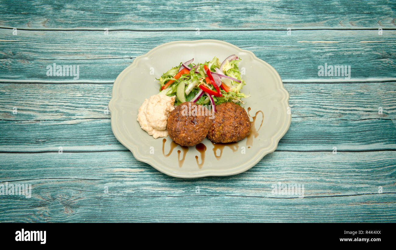Falafel dishes hi-res stock photography and images - Alamy