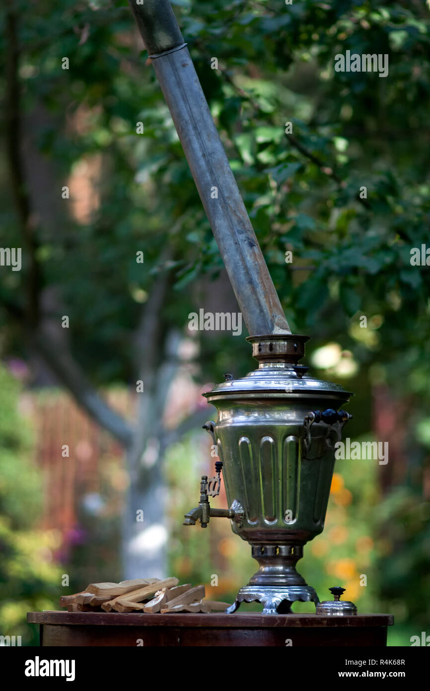 Traditional Russian samovar on the table Stock Photo - Alamy