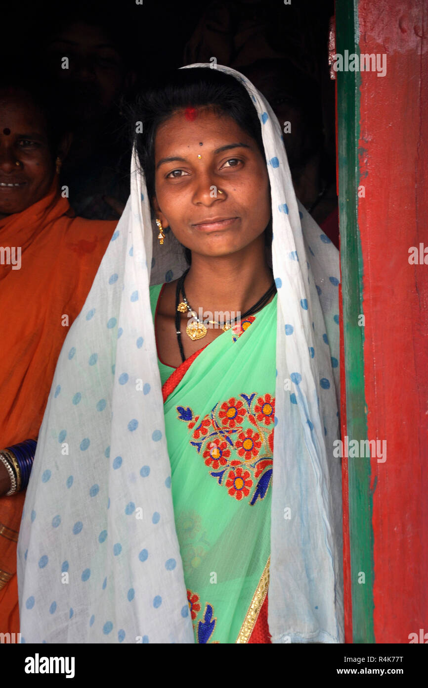 Baiga women hi-res stock photography and images - Alamy