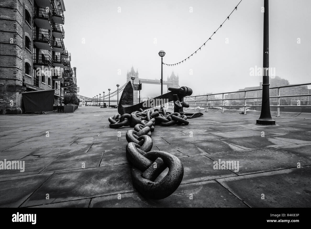 Anchor and chains on Butler's Wharf, Shad Thames near Tower Bridge ...
