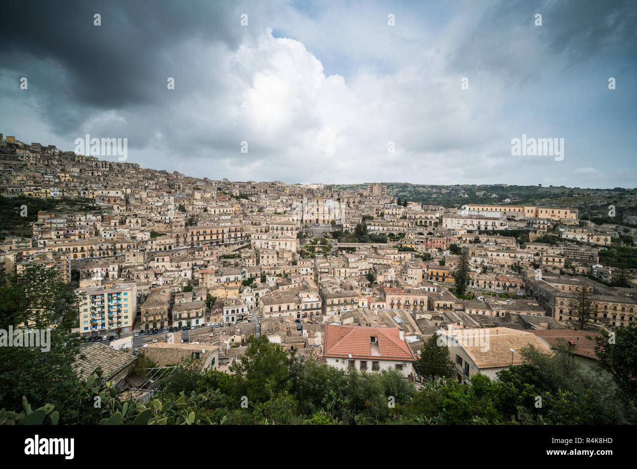 Modica by night hi-res stock photography and images - Alamy