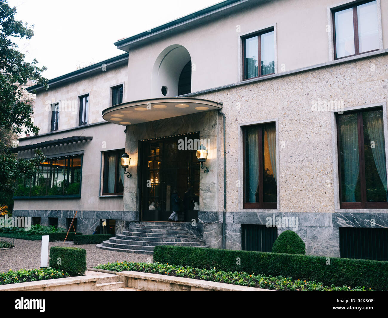 Villa Necchi Campiglio in Milan, front entrance Stock Photo - Alamy