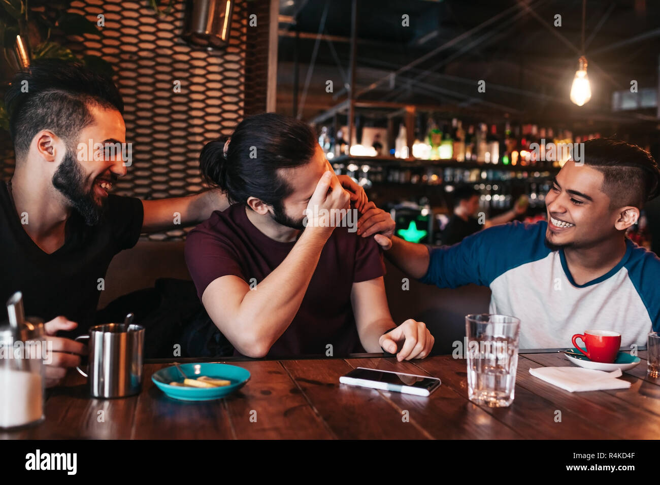 Chilling out bar hi-res stock photography and images - Alamy