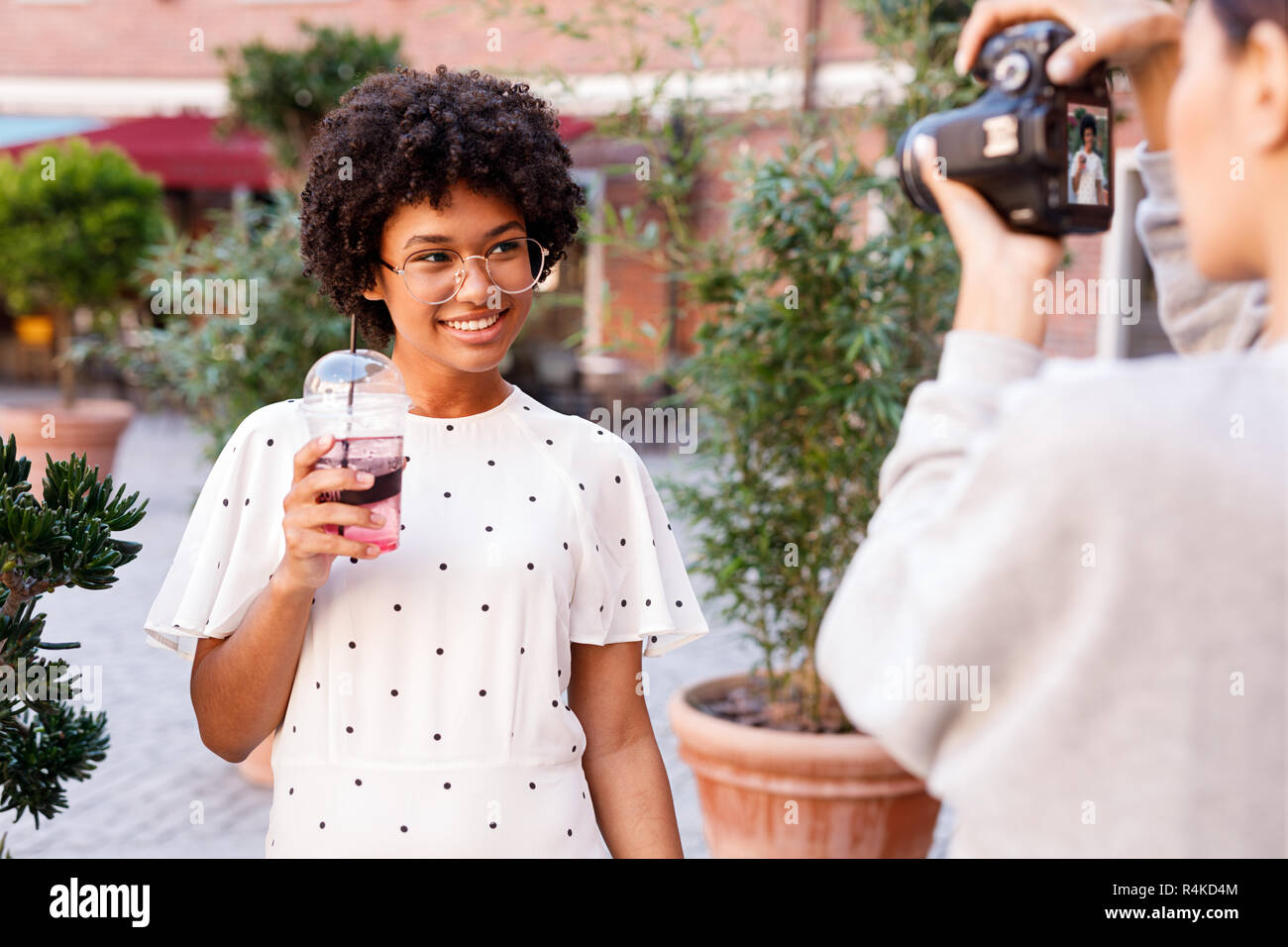 Female photographer client real hi-res stock photography and images - Alamy