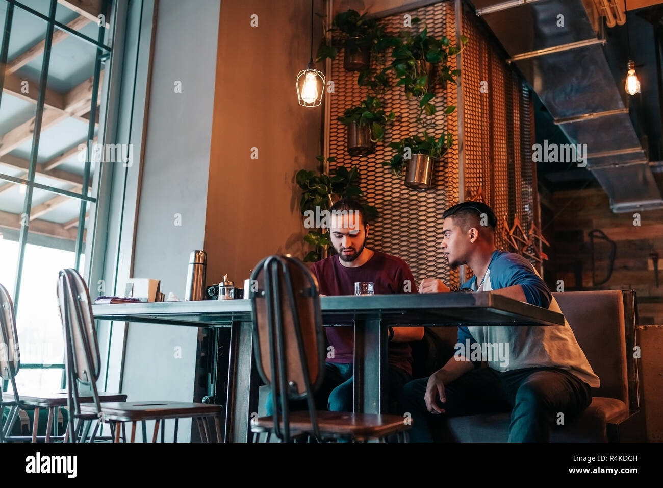 Relaxing chill out chilling hanging hi-res stock photography and images ...