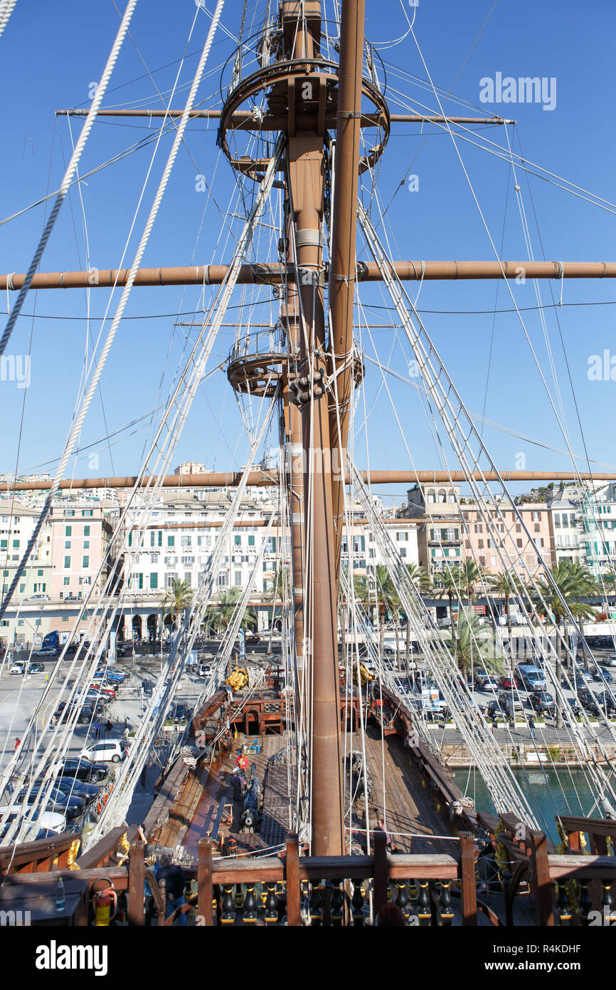 Galleon movie pirates hi-res stock photography and images - Alamy