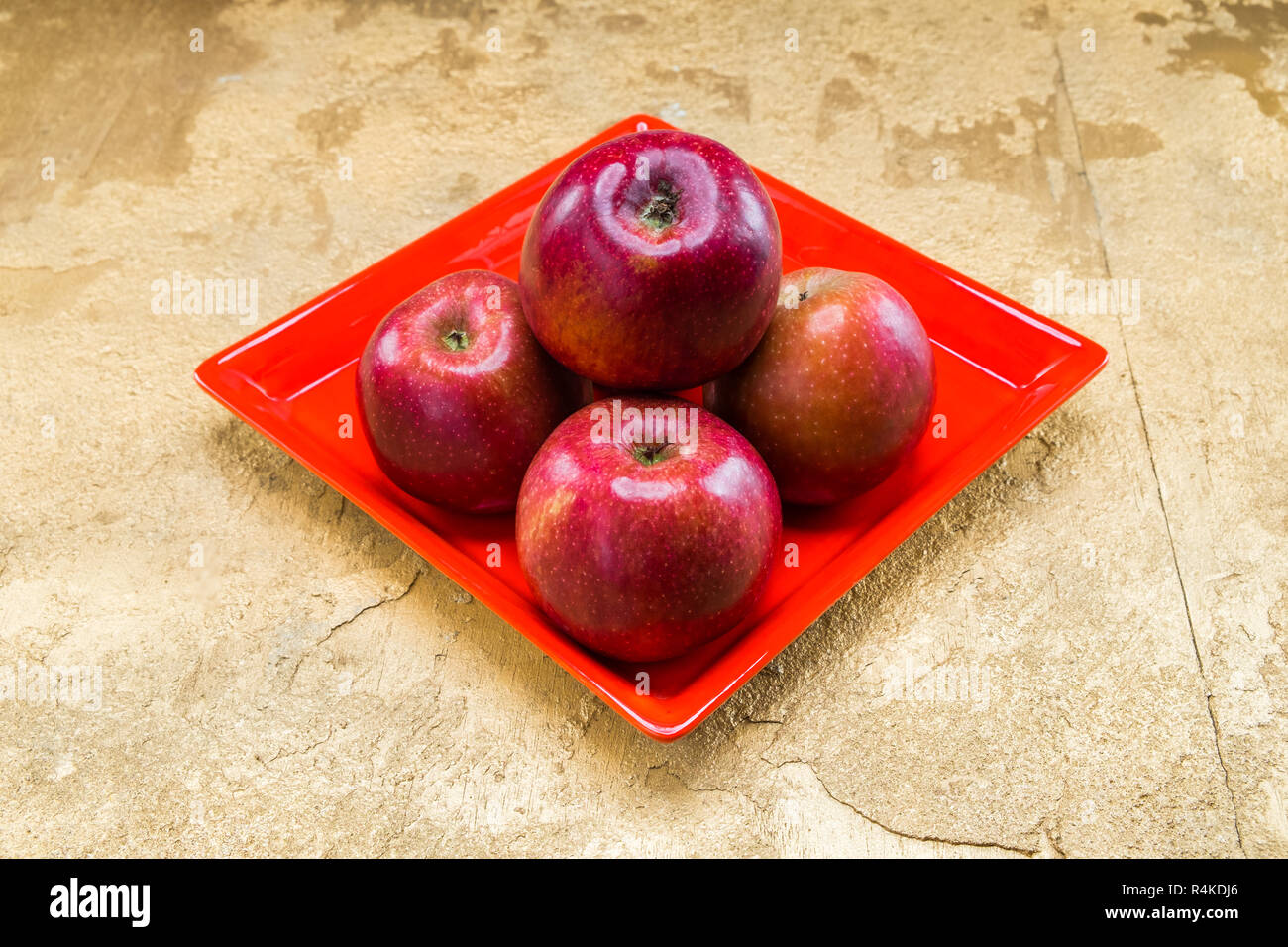 100% Apple Juice Stock Photo - Alamy