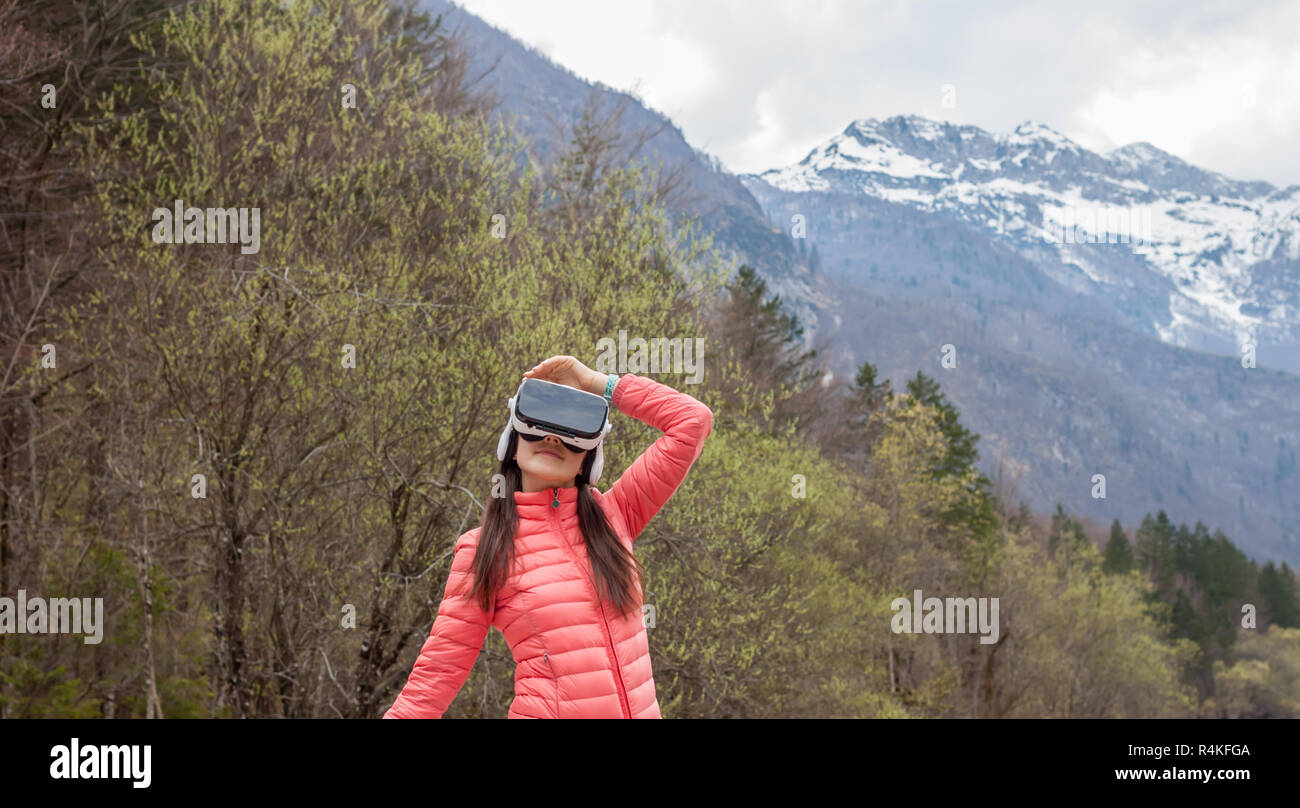 young woman in VR glasses Stock Photo - Alamy