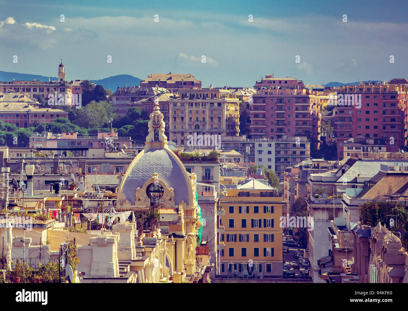 GENOVA,ITALY-12 OCTOBER,2018: Beautiful classic Italian architecture in ...