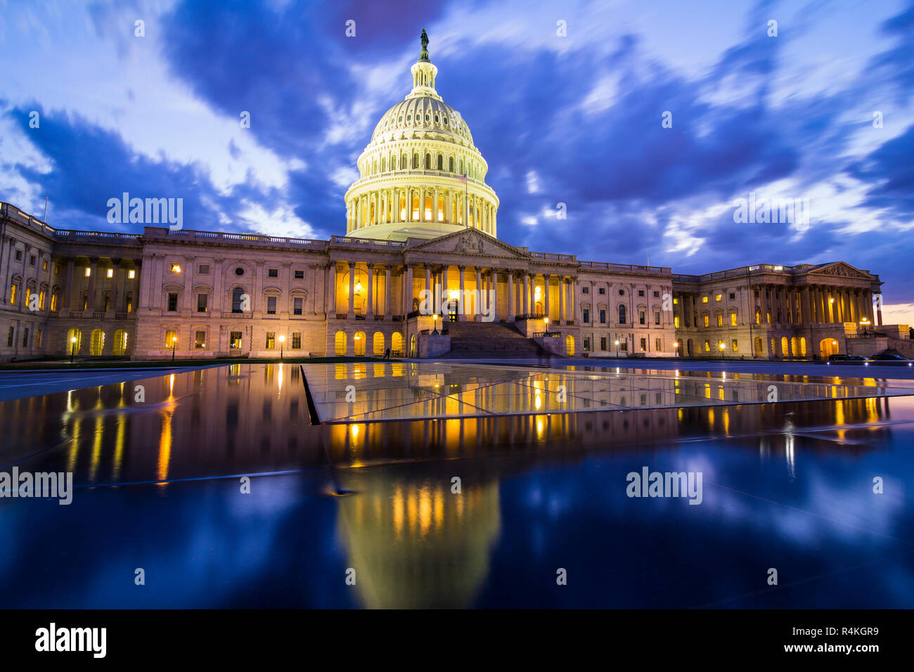 The US Capitol in Washington DC at nightfall Stock Photo - Alamy