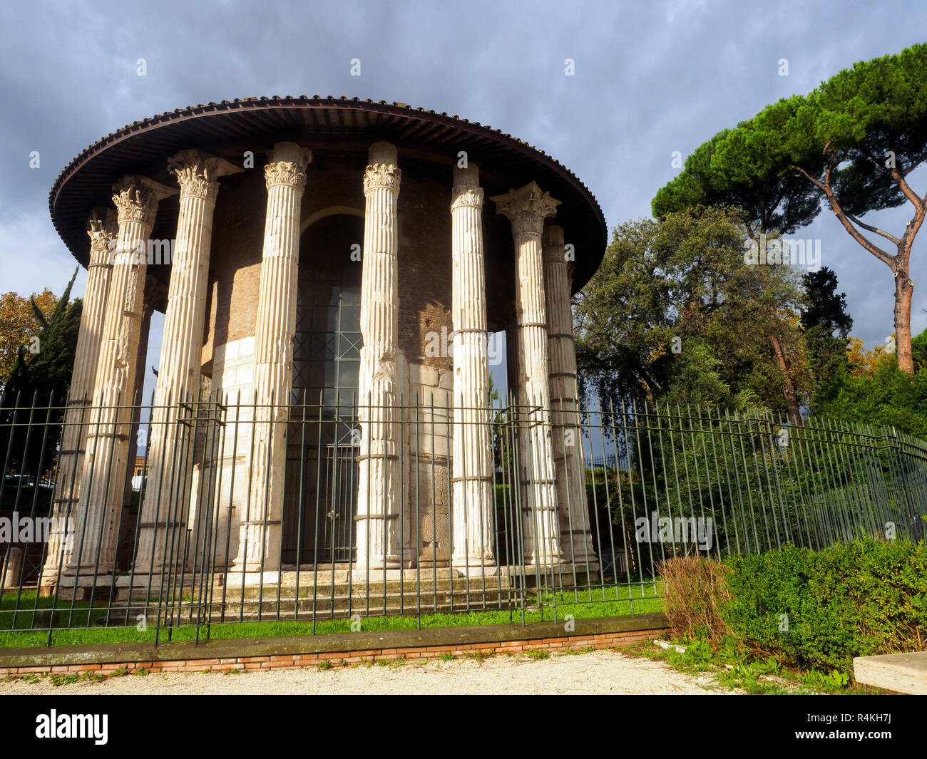 Hercules victor hi-res stock photography and images - Alamy