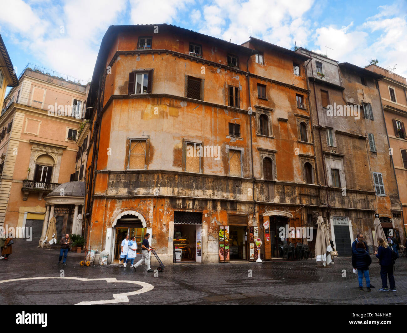 Via del Portico d'Ottavia in the Ghetto - Rome, Italy Stock Photo - Alamy