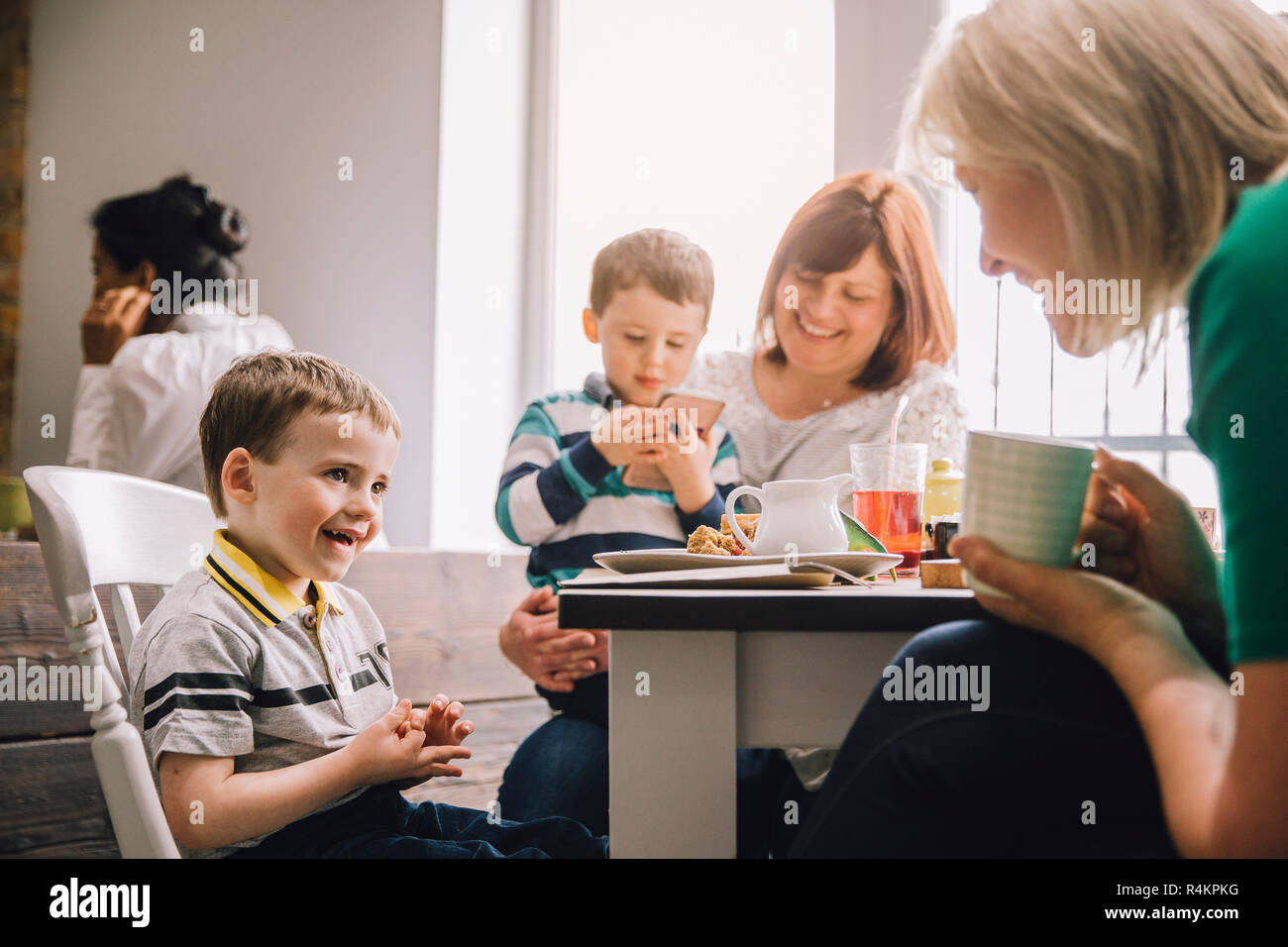 Cafe Catch Up Stock Photo - Alamy