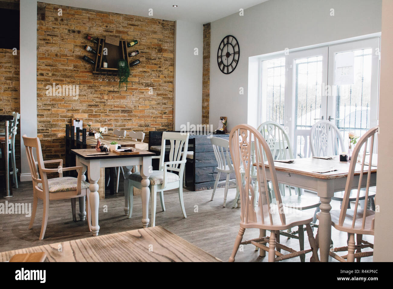 Cafe Dining Area Stock Photo - Alamy