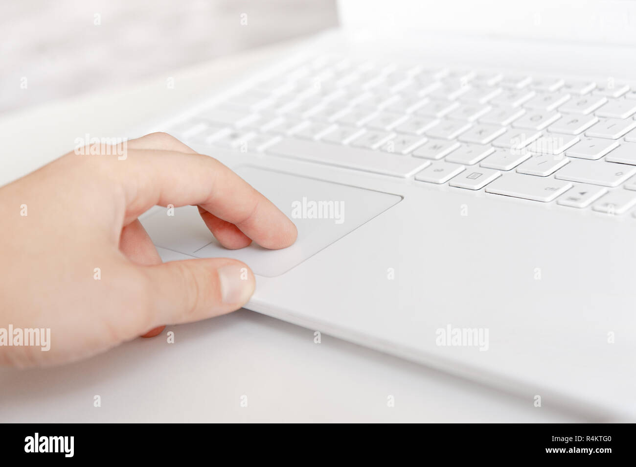 Mans hands keyboard touchpad laptop hi-res stock photography and images ...