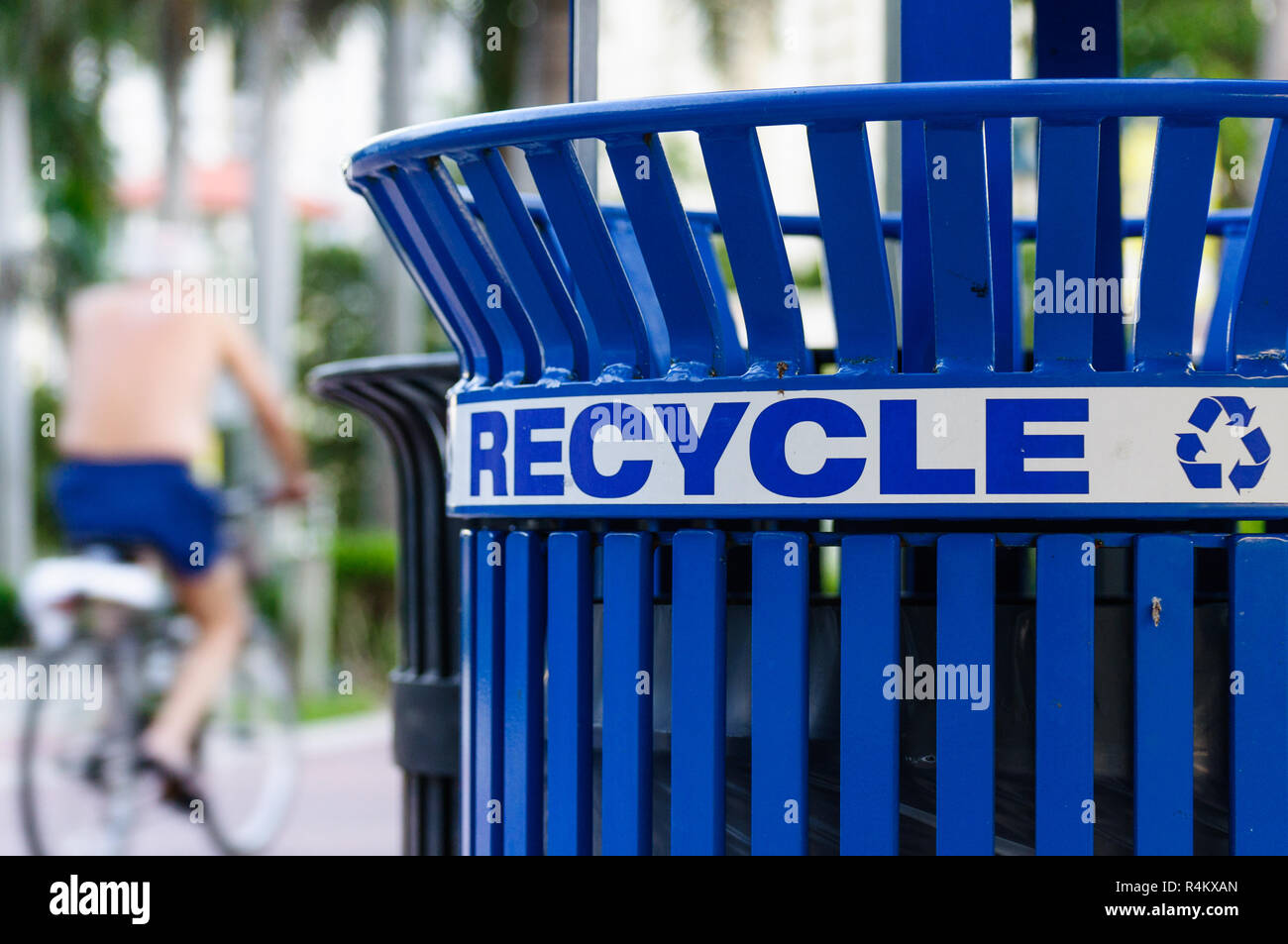 Blue recycling bin hi-res stock photography and images - Alamy