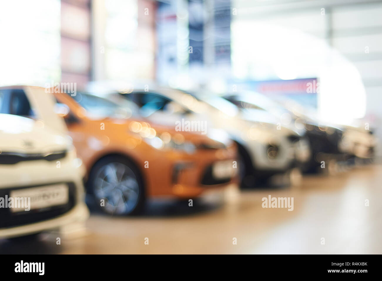 Car showroom empty hi-res stock photography and images - Alamy