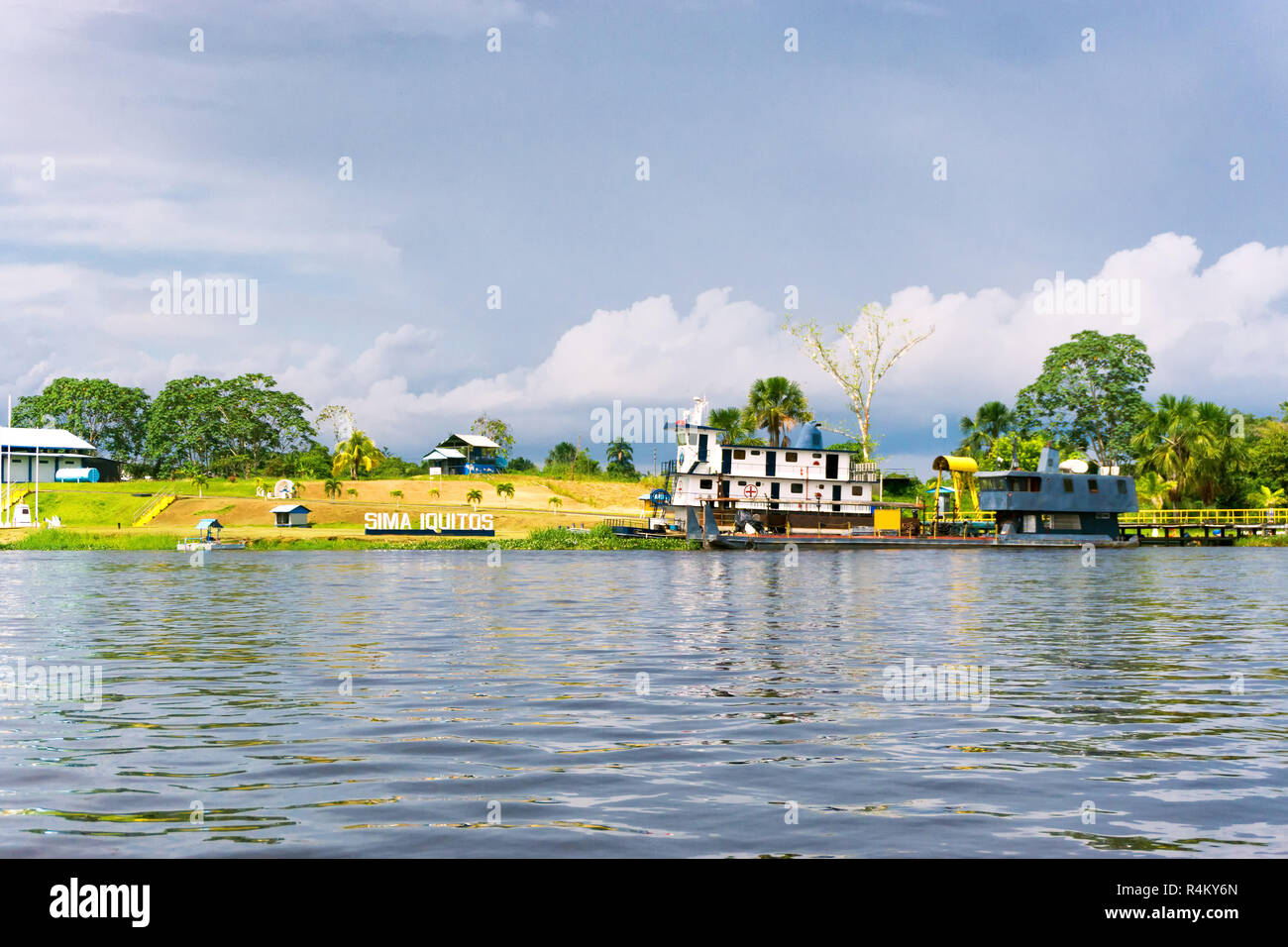 Sima lake hi-res stock photography and images - Alamy