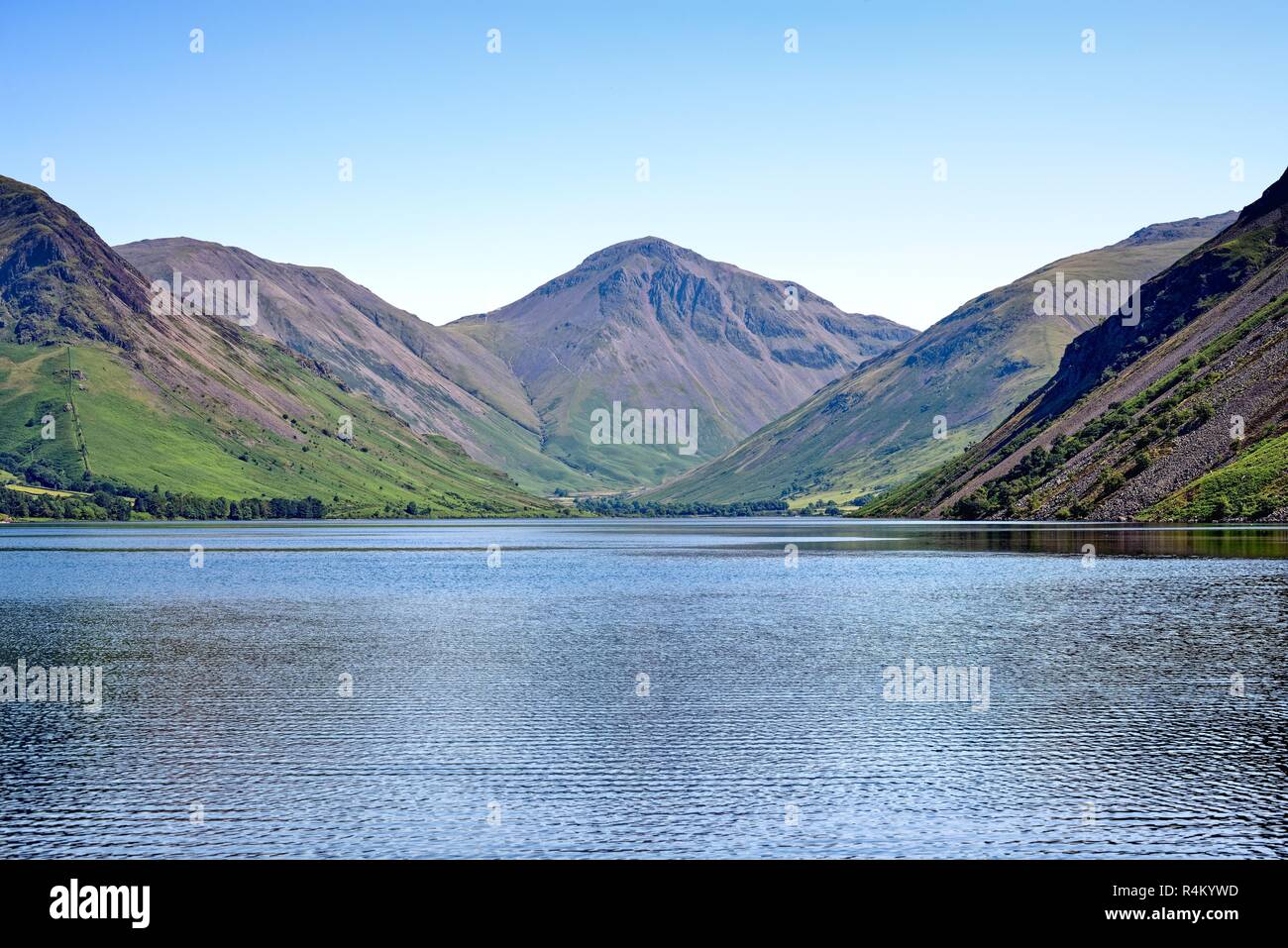 The Great Gable mountain at Wasdale Head with Wastwater in the ...