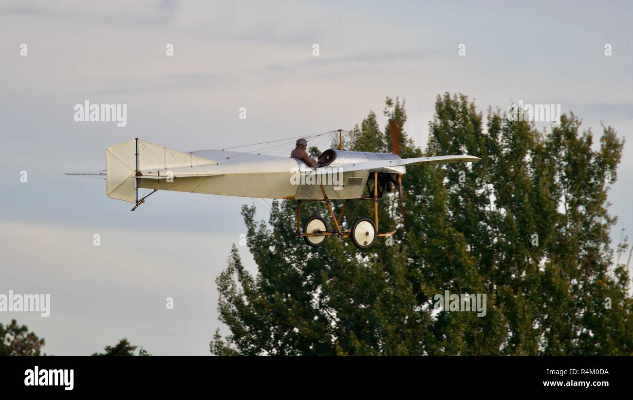 Blackburn type d aeroplane hi-res stock photography and images - Alamy