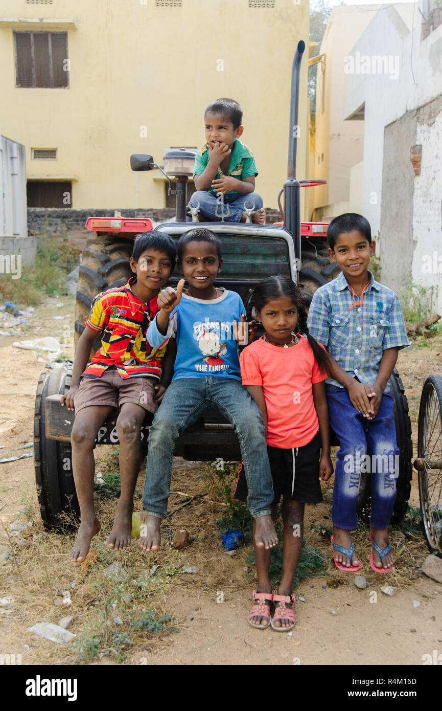 Indian village childrens hi-res stock photography and images - Alamy