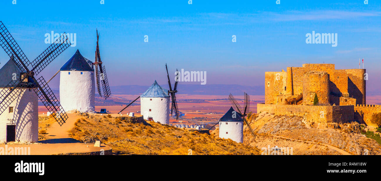 Spain tourism: Windmills of La Mancha Stock Photo - Alamy