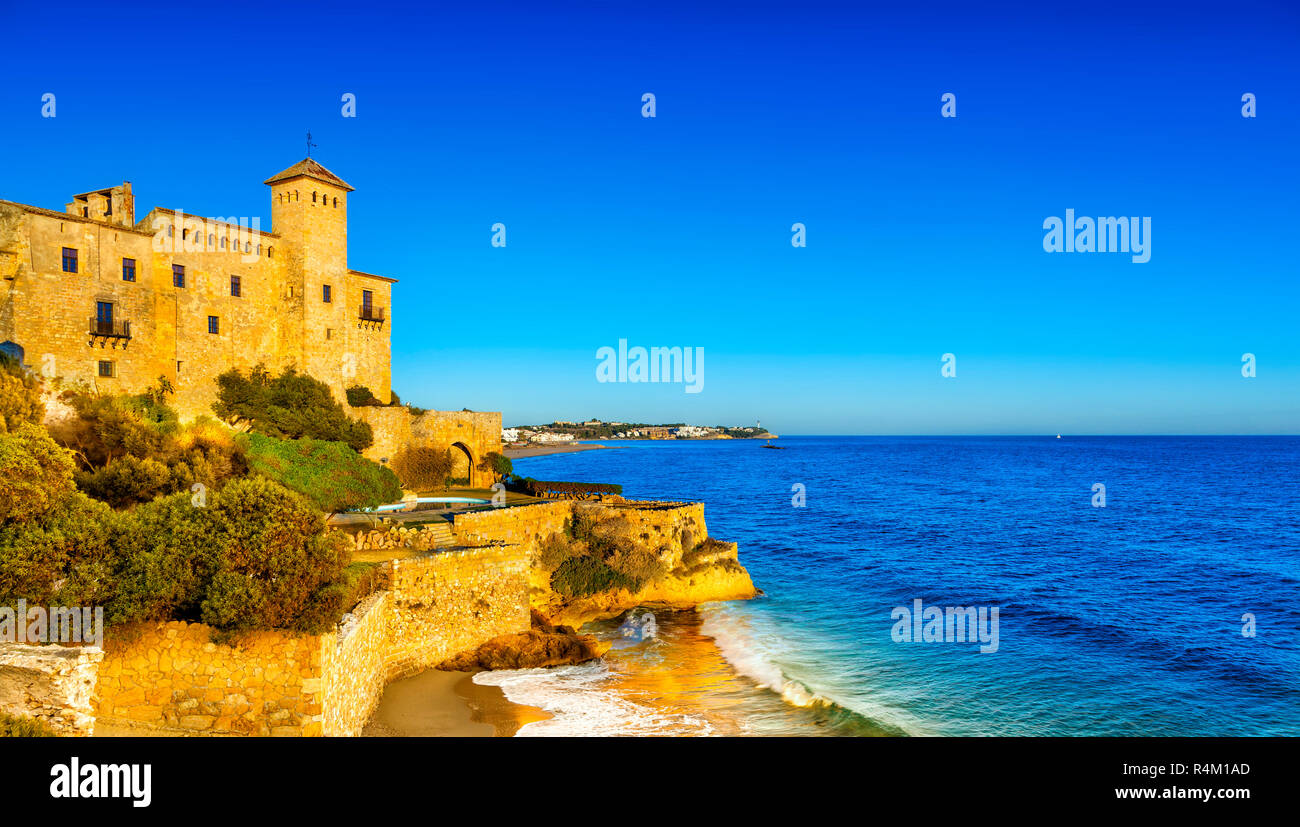 Tamarit castle hi-res stock photography and images - Alamy