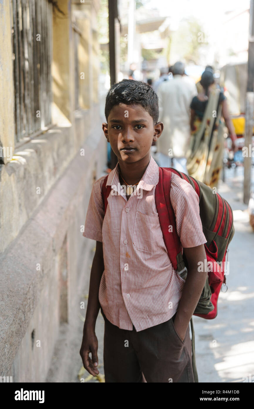 Poor kid happy indian boy hi-res stock photography and images - Alamy